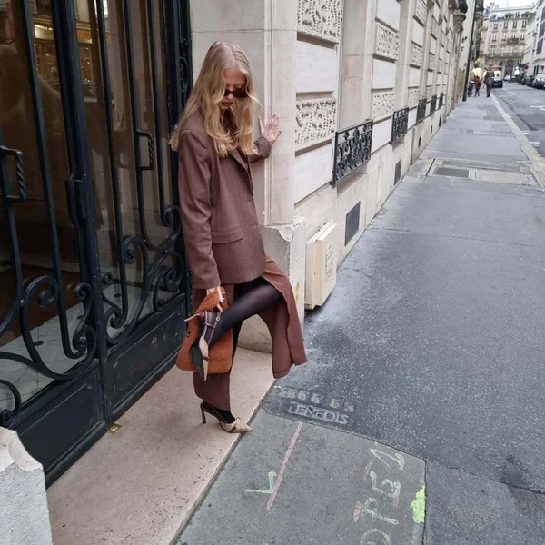 15 Paris Outfits Winter: Chic & Practical Looks for Cold Weather